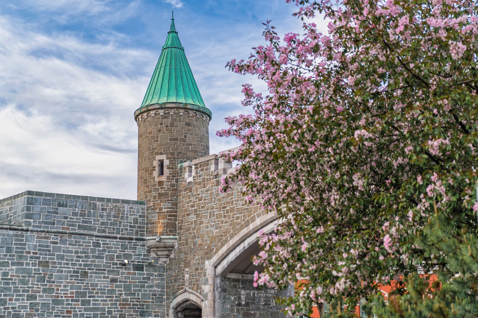 20 Quebec Must-See Attractions For Your Bucket List | Chasing Poutine