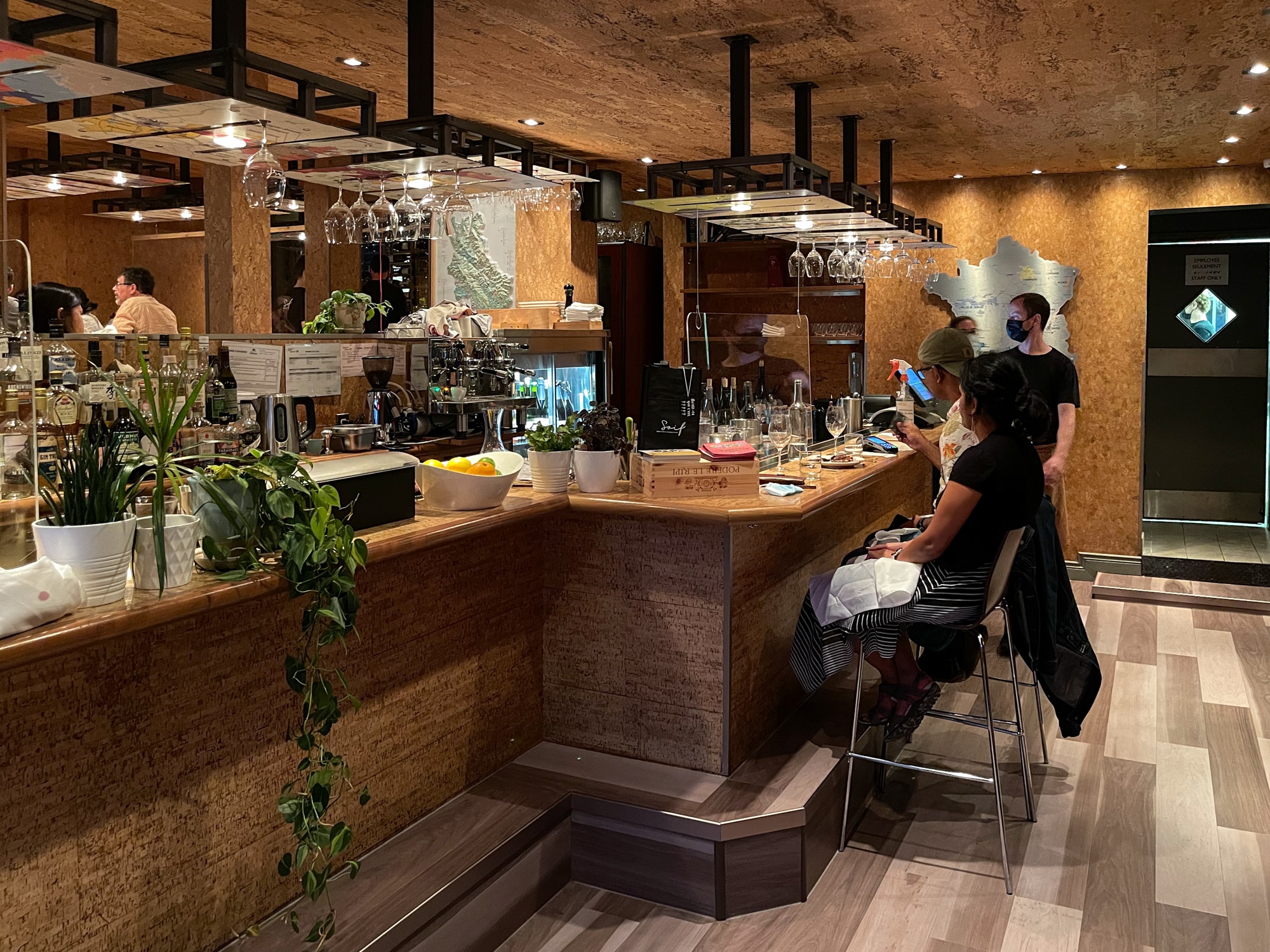 Top 5 Best Restaurants in Hull, Quebec | Chasing Poutine