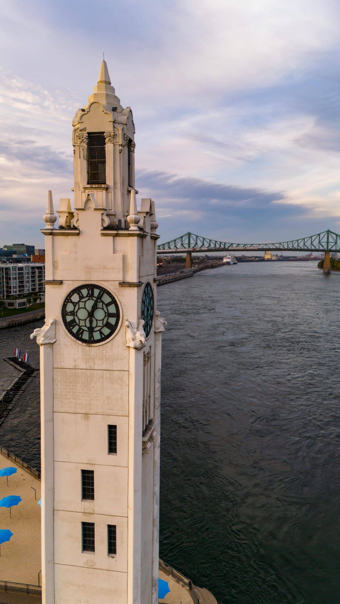 Walking Tour: Old Montreal Self-Guided Itinerary | Chasing Poutine