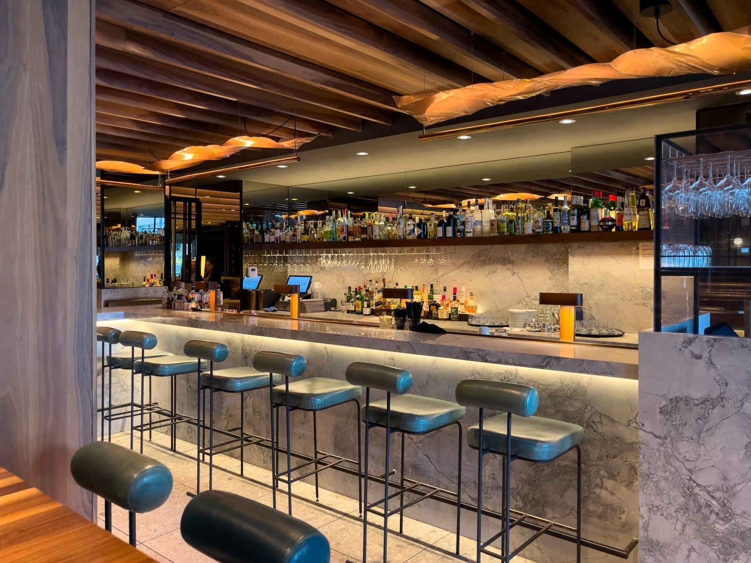 Le Boulevardier Restaurant – Where to Eat in Downtown Montreal ...