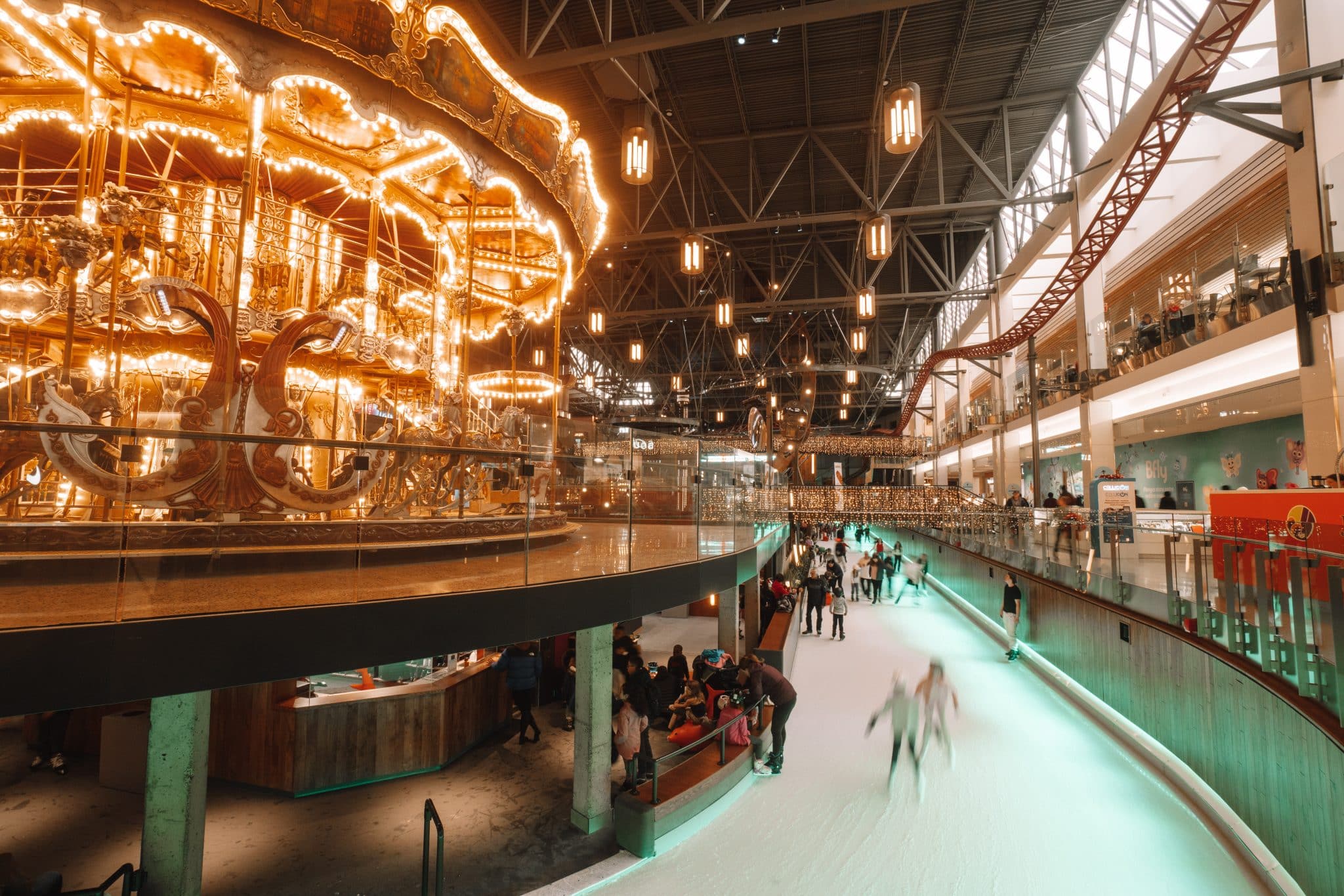 Best Outdoor Skating Rinks in Quebec | Chasing Poutine